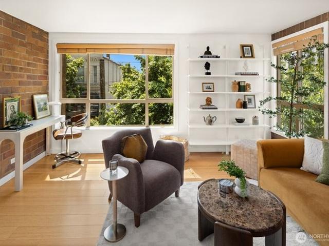 905 Cherry St Apt 205, Seattle, WA 98104