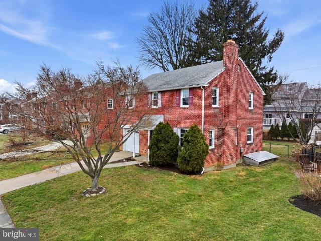 905 Addingham Avenue