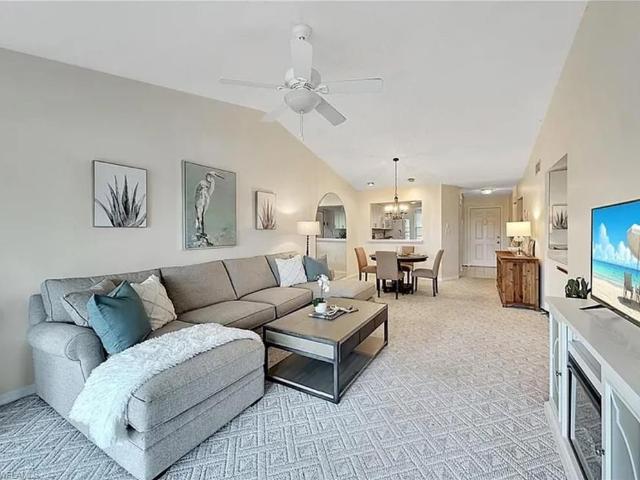 905 Augusta Blvd, Naples, US, FL