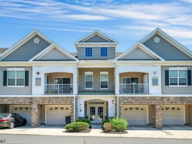905 Brook Hollow Dr Unit 905, Hanover Twp, NJ 07981