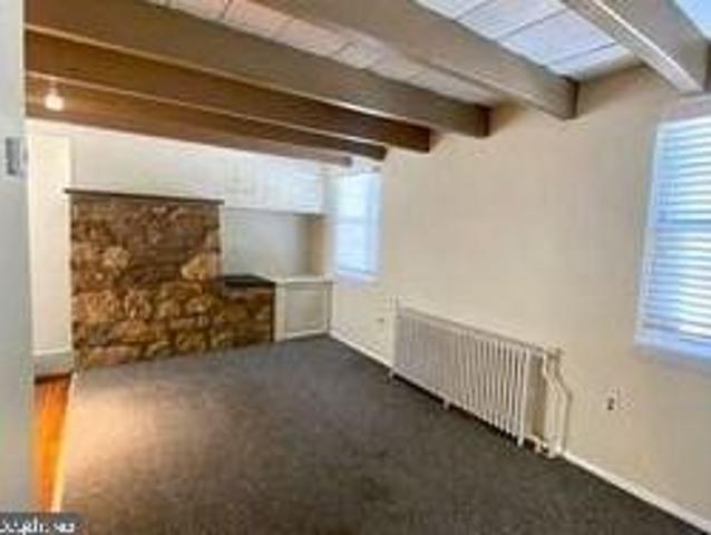 905 Butler Pike E #2 Ambler, PA 19002