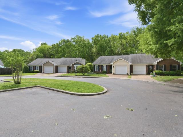 905 Glenmary Ct, Nashville, TN 37205 | MLS #3181 | Compass