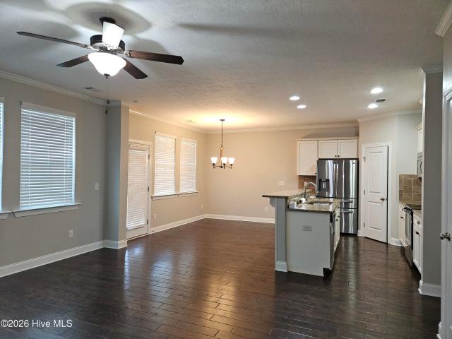 905 Glenhaven Drive