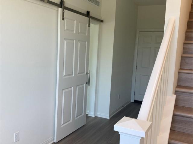 905 E 2nd