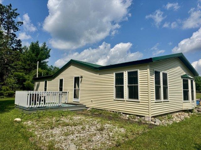905 E Helmer Lake Rd, Mio, MI 48647