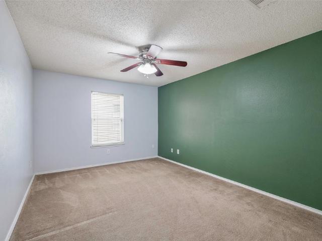905 Elizabeth Dr, Lewisville, TX 75067 | MLS #21222