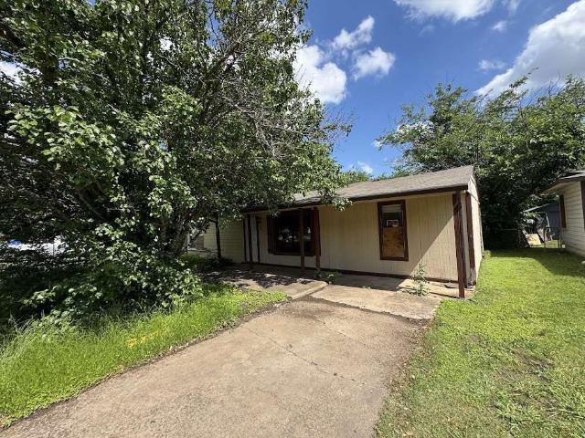 905 Euclid St, Cleburne, TX 76033 | MLS #52159