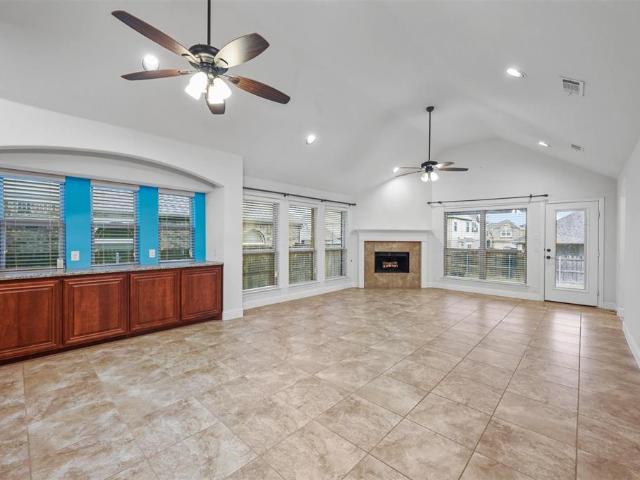 905 Foxtail Drive