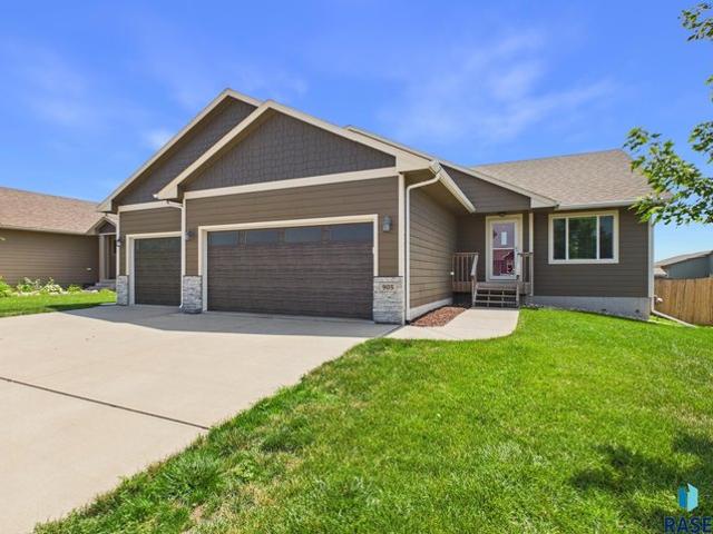 905 Fanning St, Tea, SD 57064