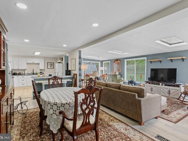 905 Hauf Avenue