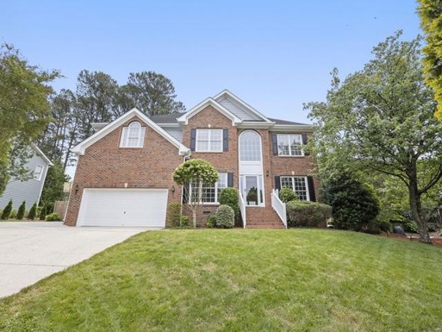 905 Haddon Hall Dr, Apex, NC 27502