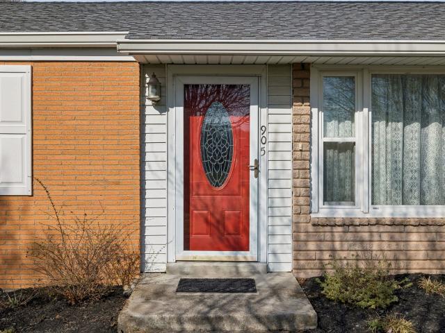 905 Joyce Ln