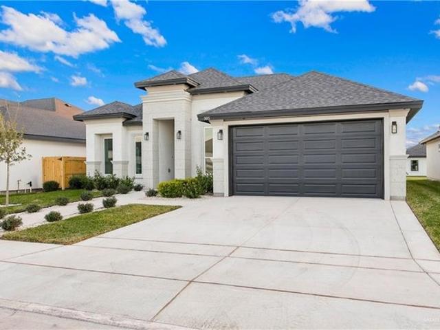905 Magnolia St, Mission, TX 78573