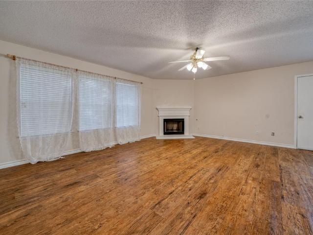 905 meadowgate Drive