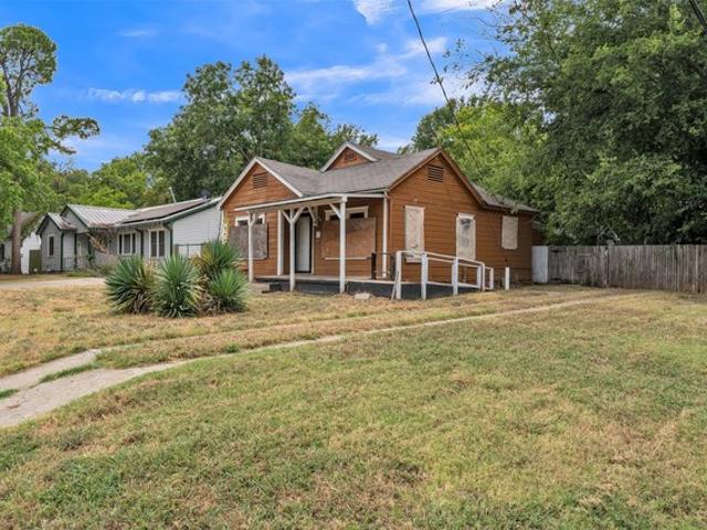 905 N Frances St, Terrell, TX 75160