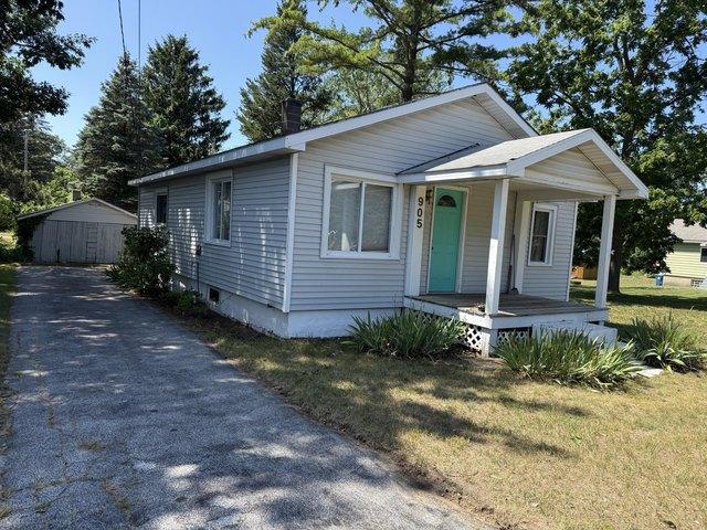 905 N Gaylord Ave, Ludington, MI 49431