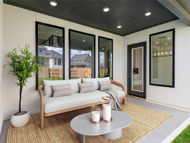 905 S Hemingway Loop
