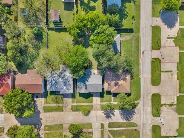 905 SE 3rd St, Grand Prairie, TX 75051 | MLS #21226