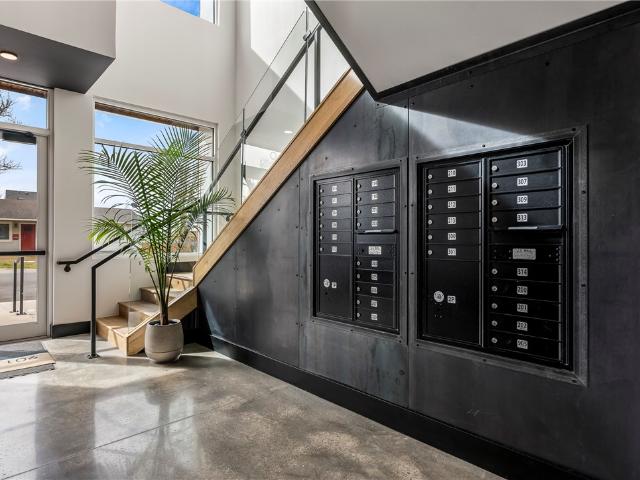 905 SE 4th Street 207