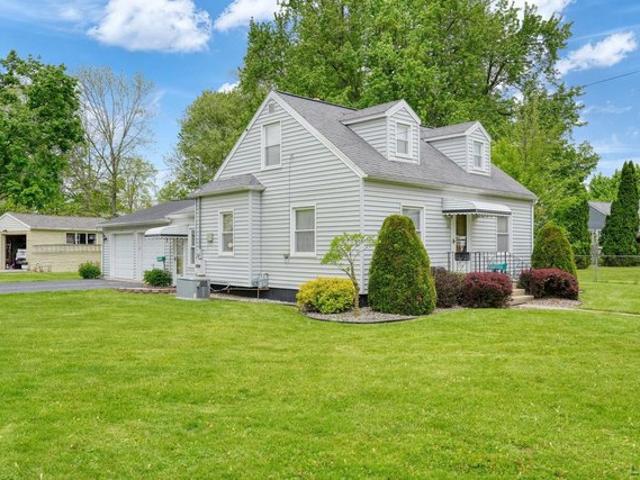 905 Sheffield Ave St, Adrian, MI 49221