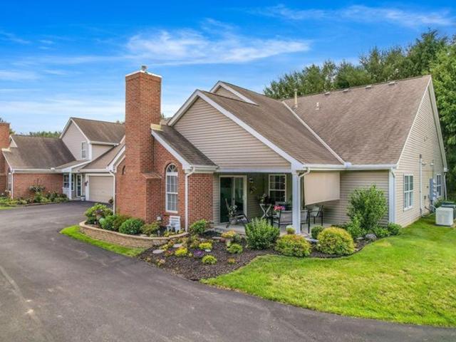 905 Shelbourne Pl, Newark, OH 43055