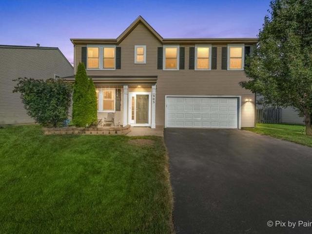 905 Shelter Island Ln, Pingree Grove, IL 60140
