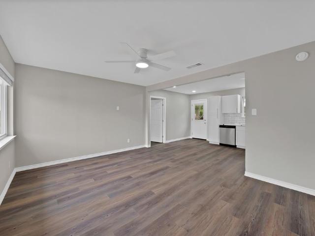 905 Skylark Drive