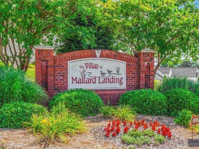 905 Pelican Lane
