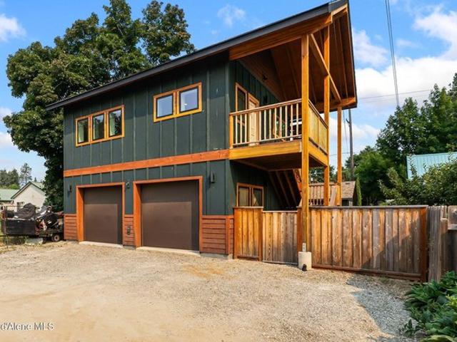905 Pine St, Sandpoint, ID 83864