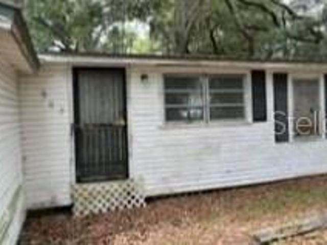 905 Randolph St, Crescent City, FL 32112