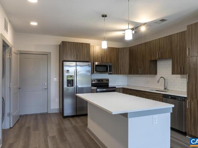 905 River Rd # 403