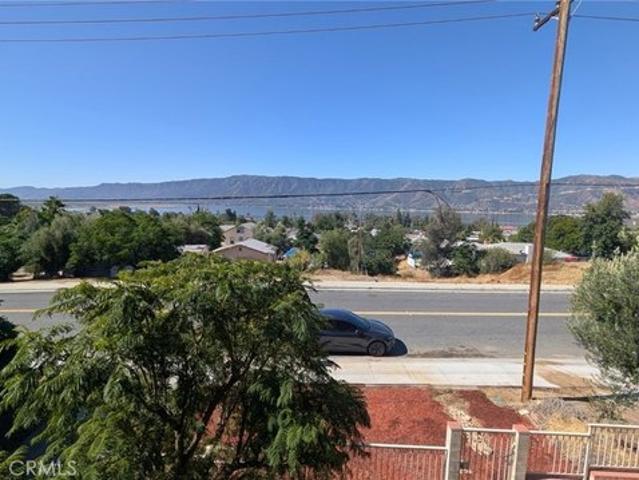 905 W Sumner Ave, Lake Elsinore, CA 92530