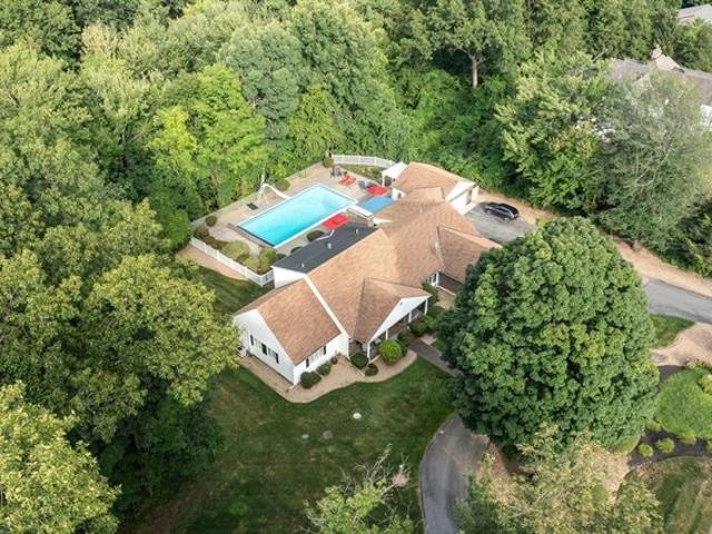 905 West St, Leominster, MA 01453