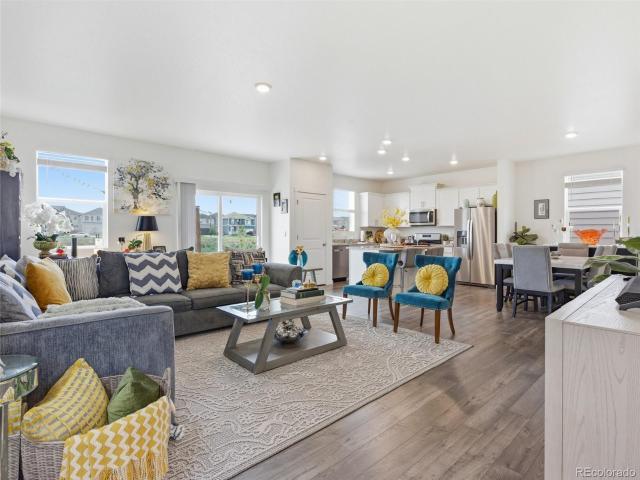 905 William Way