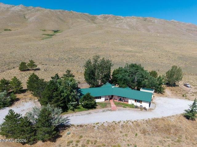 905 Thoroughbred Cir, Reno, NV 89508