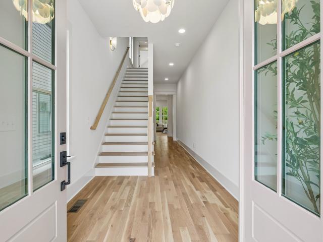 905A Potter Ln