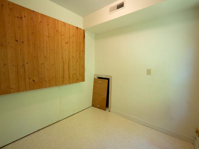 9067 Twin Falls Rd