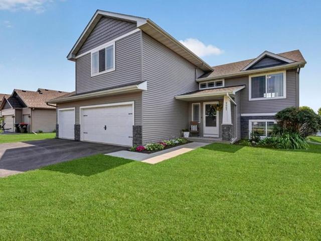 9067 Wolves St, Brainerd, MN 56401