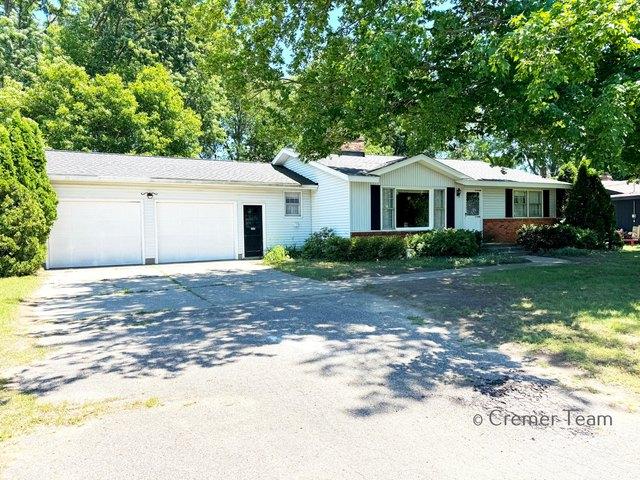 9068 Victor Ave, Jenison, MI 49428
