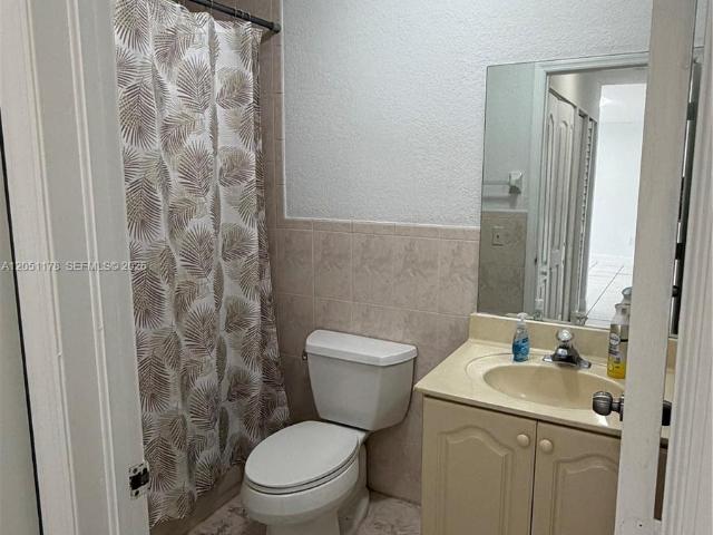 9069 NW 121 Ter, Unit 81, Hialeah Gardens, FL 33018 | MLS #A12051