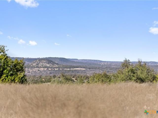 9069 Ranch Road 1323, Fredericksburg, TX 78624