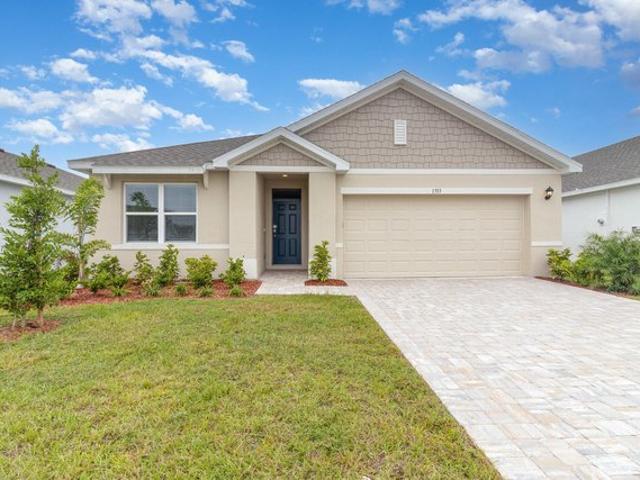 9061 Venetian Sq, Vero Beach, FL 32966