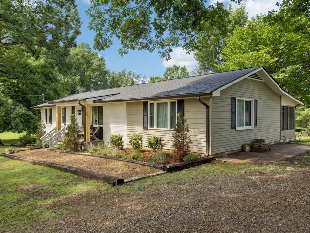 9062 E 40 Rd