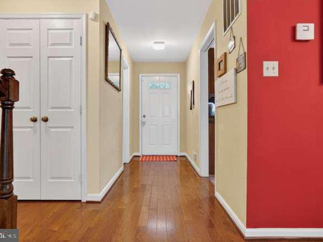 9063 Golden Sunset Lane