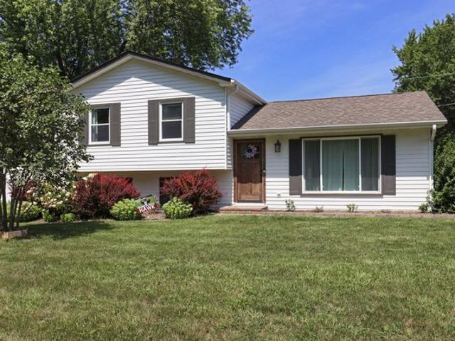 906 114th St, Pleasant Prairie, WI 53158