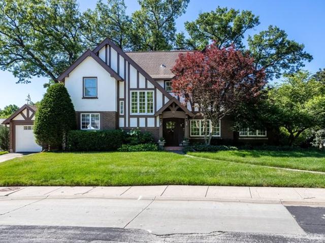 906 20th Ave, East Moline, IL 61244