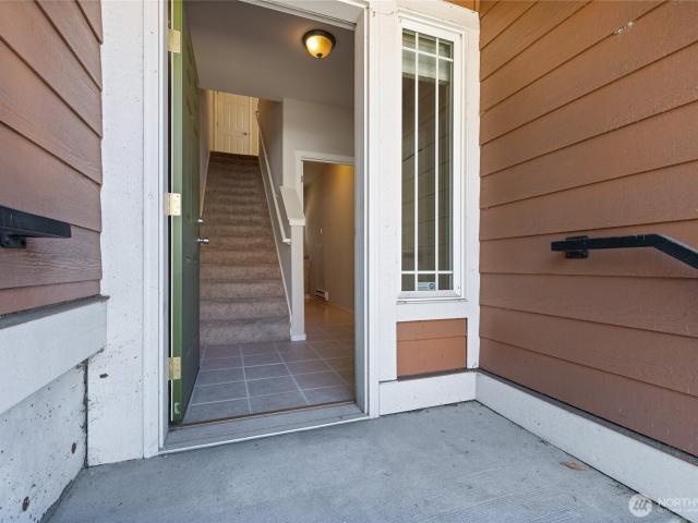 906 6th Avenue # C