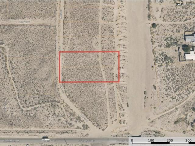 906 8th St NW, Rio Rancho, NM 87102
