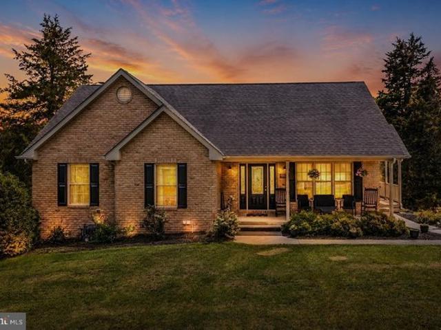 906 Conner Bowers Rd, Hedgesville, WV 25427