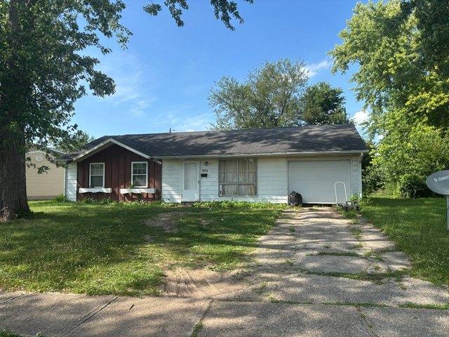 906 Corvette Dr, New Carlisle, OH 45344